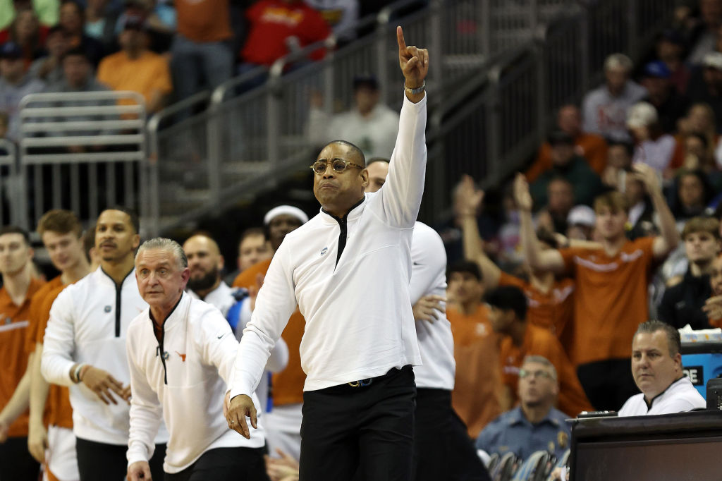 After Elite Eight Run, Texas Names Rodney Terry Head Coach